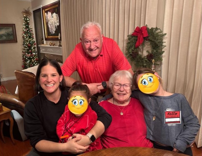 Christmas Joy – Decluttering the Stuff